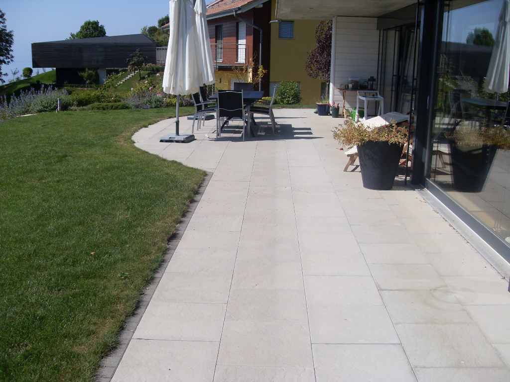 Yves Berney Paysagiste Dallage en beton